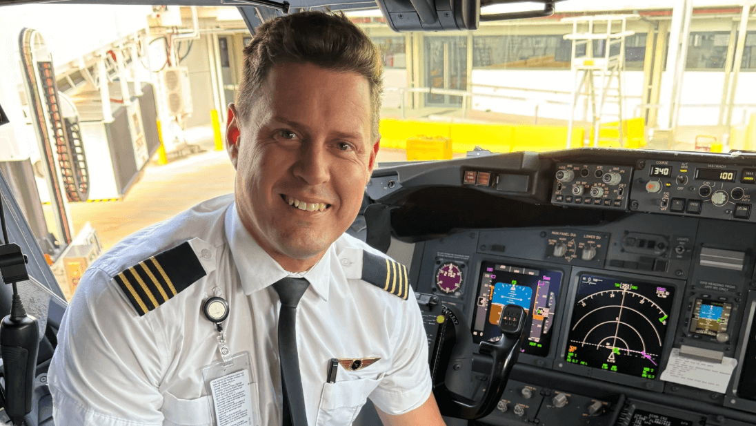 Career insights from Qantas Boeing 737 captain – Qantas Group Careers