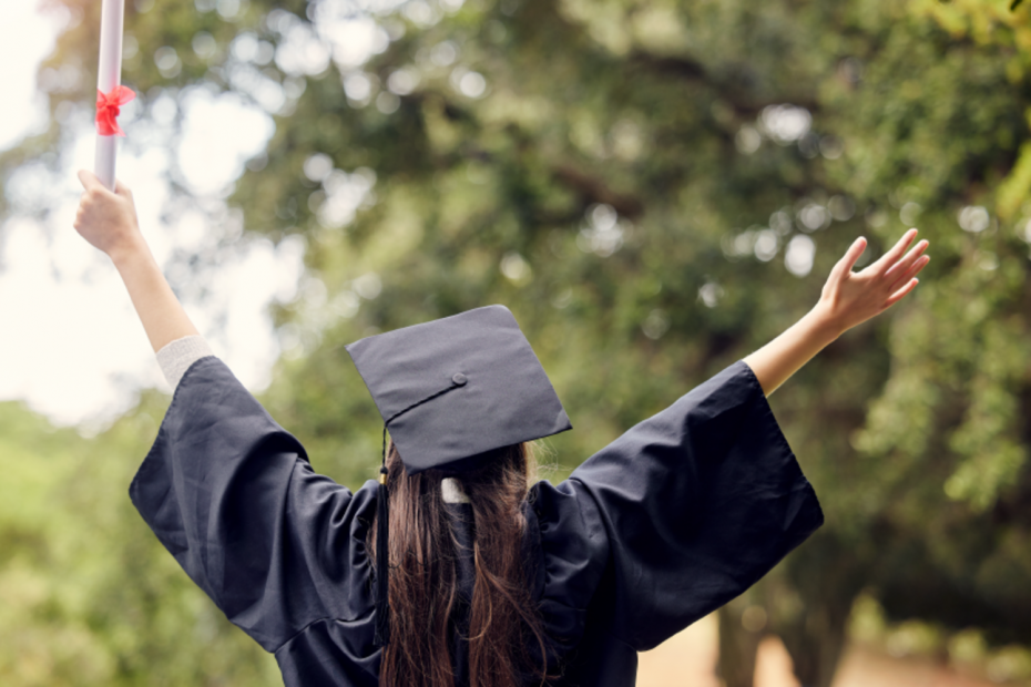 How to Find Your First Job Out of University