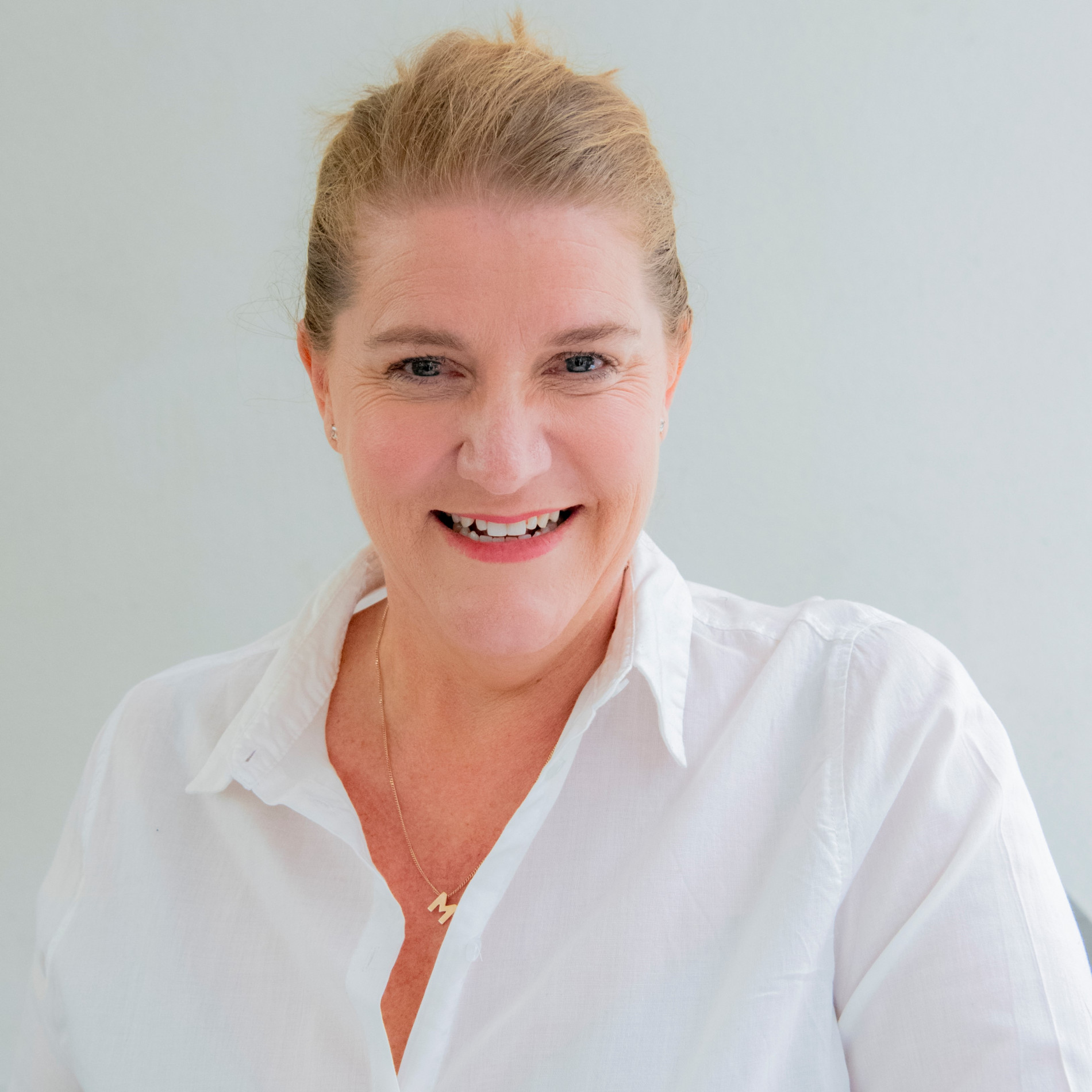 Meet the Team - Frontline Recruitment