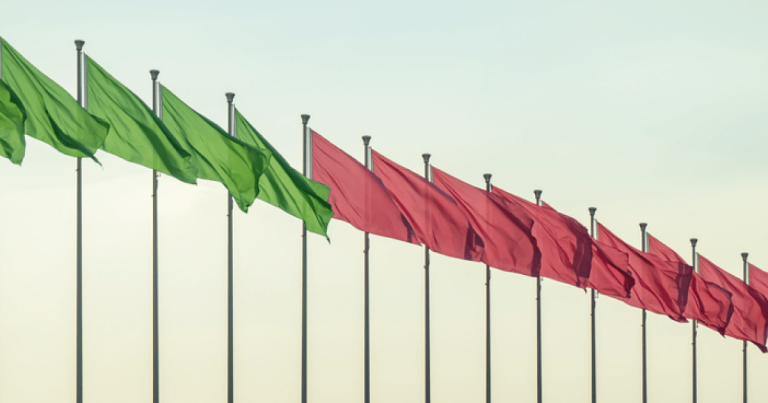 How To Spot Red And Green Flags When Working With A Recruiter We